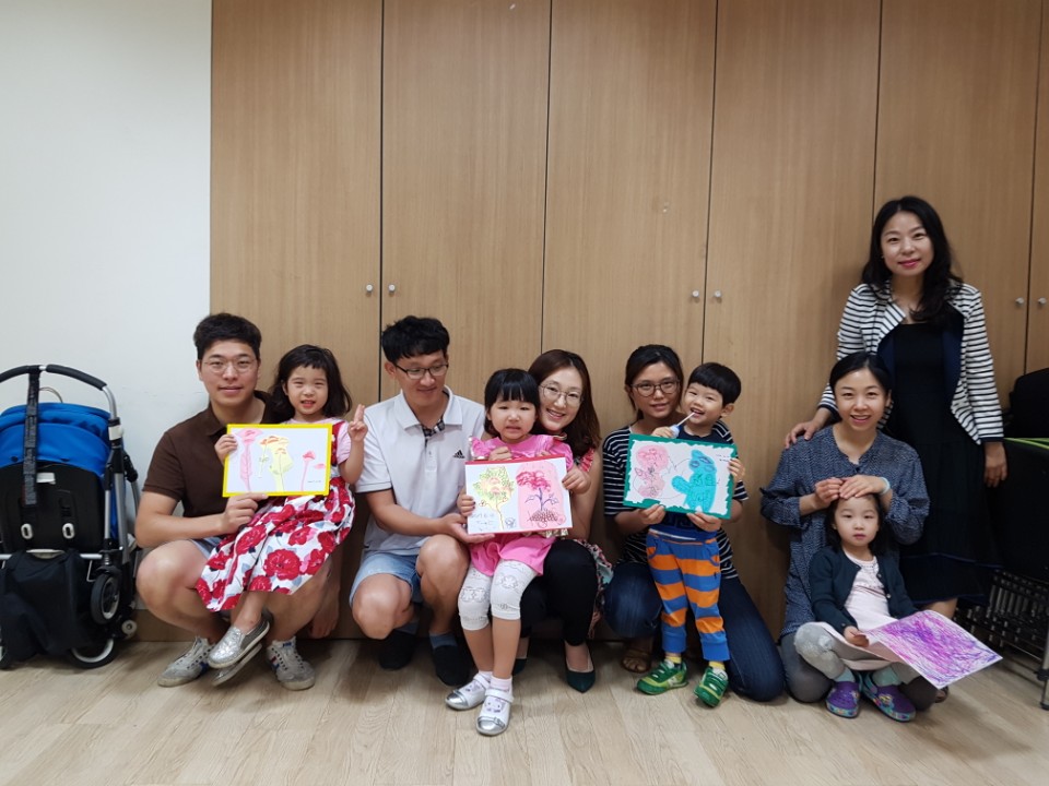 소나무언덕잠실본동 작은도서관 엄마랑 아빠랑 Funfunday 한국지역사회교육협의회 연합kace연합